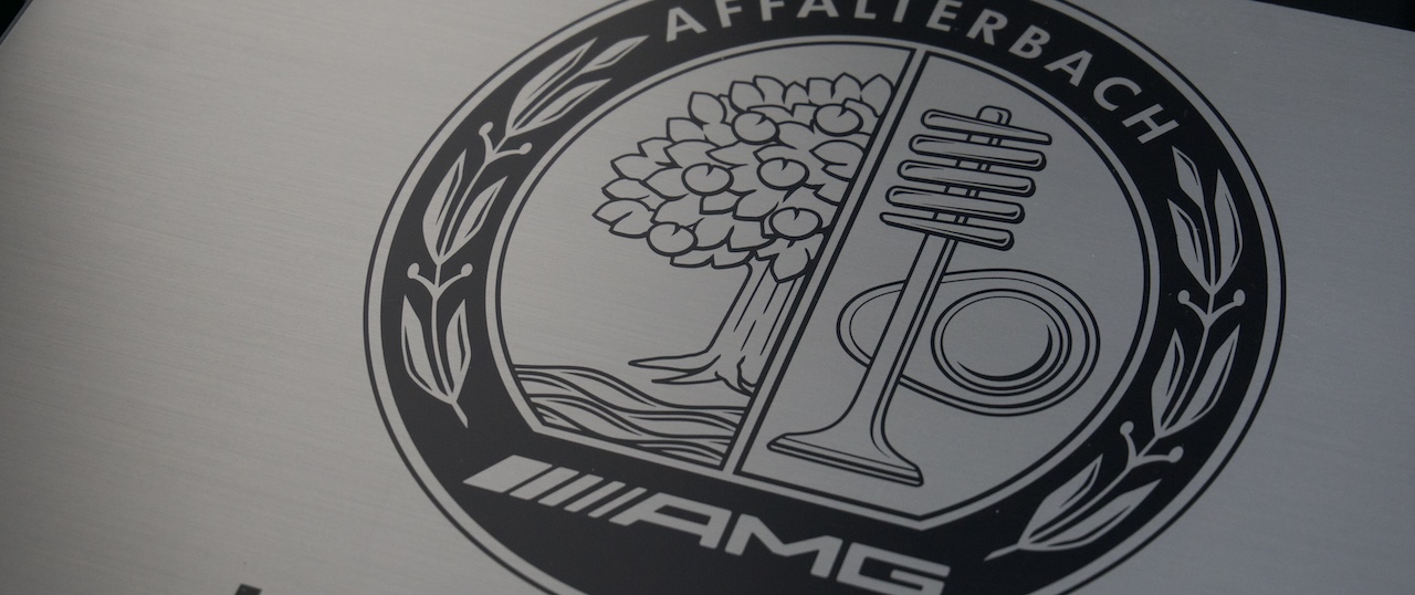 Skąd wzięło się okrągłe logo AMG? | Historia Mercedes-AMG | Sobiesław ...